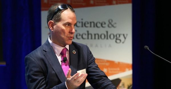 Nomination de Stuart Minchin au poste de Directeur général de la ...