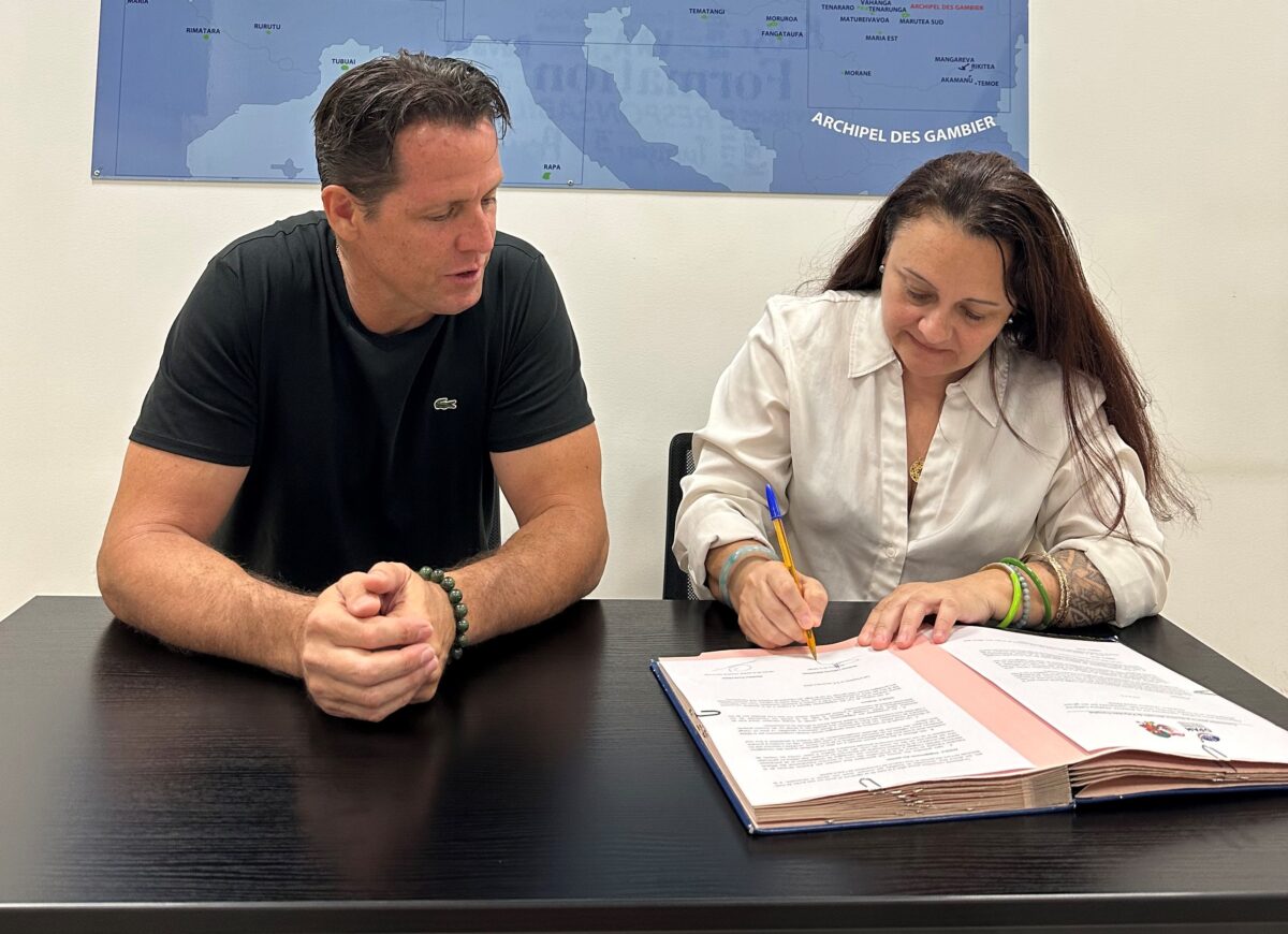 La DPAM renouvelle son engagement pour la préservation des Loris de ...